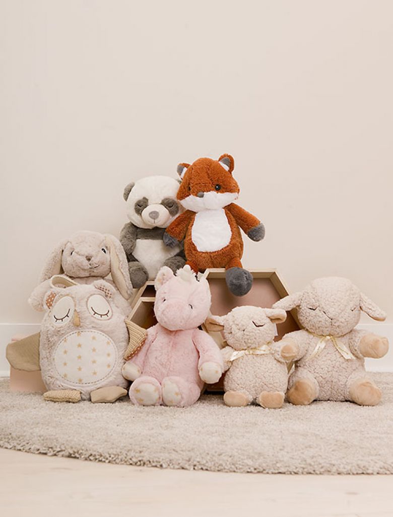 Cloud b, "where good sleep begins" – Dens and Friends