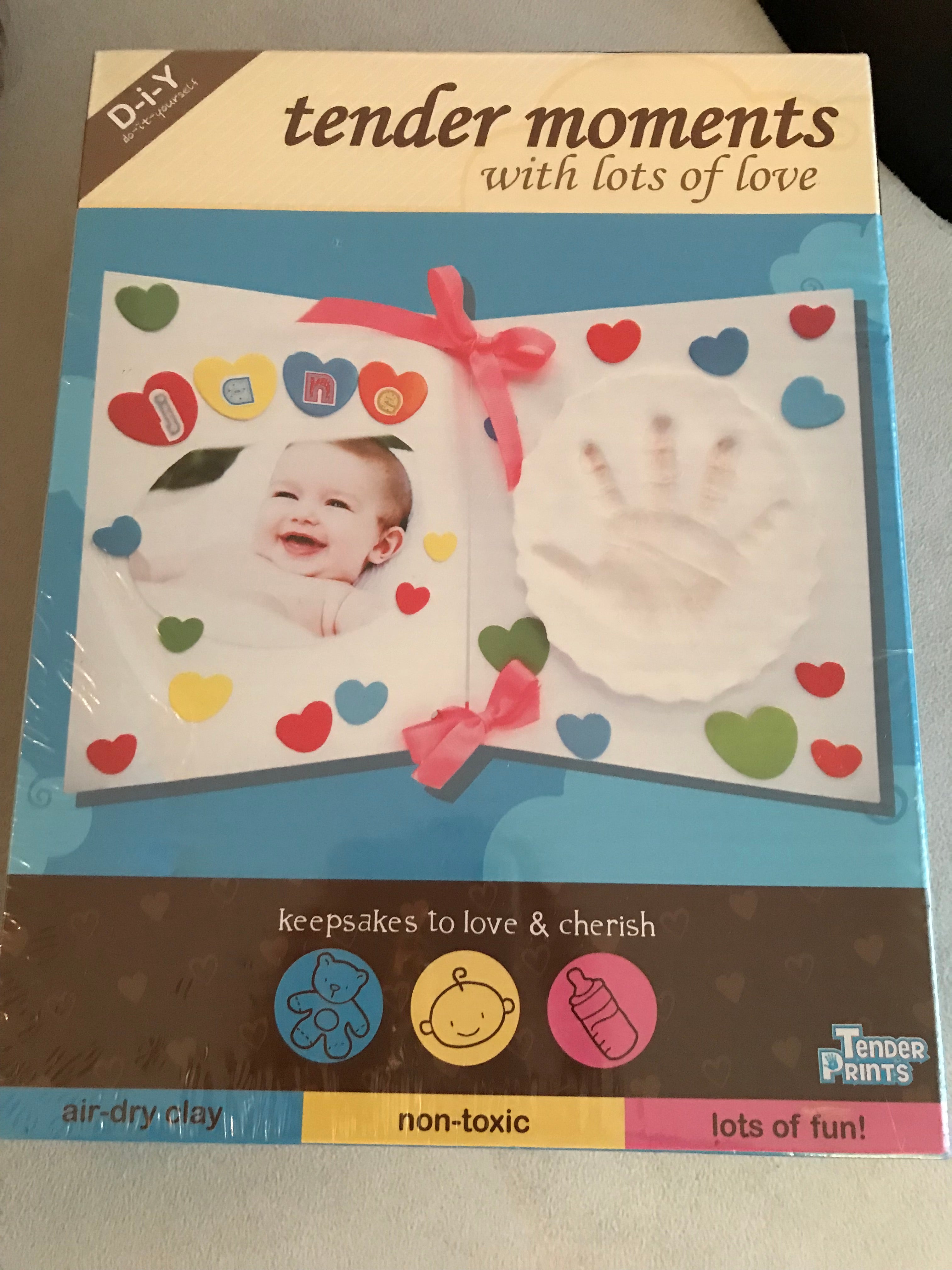 Tender Moments, Memory Moulding DIY Frames – Dens and Friends